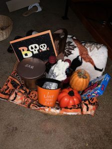 Girlfriend Boo Basket - DIY Cuteness